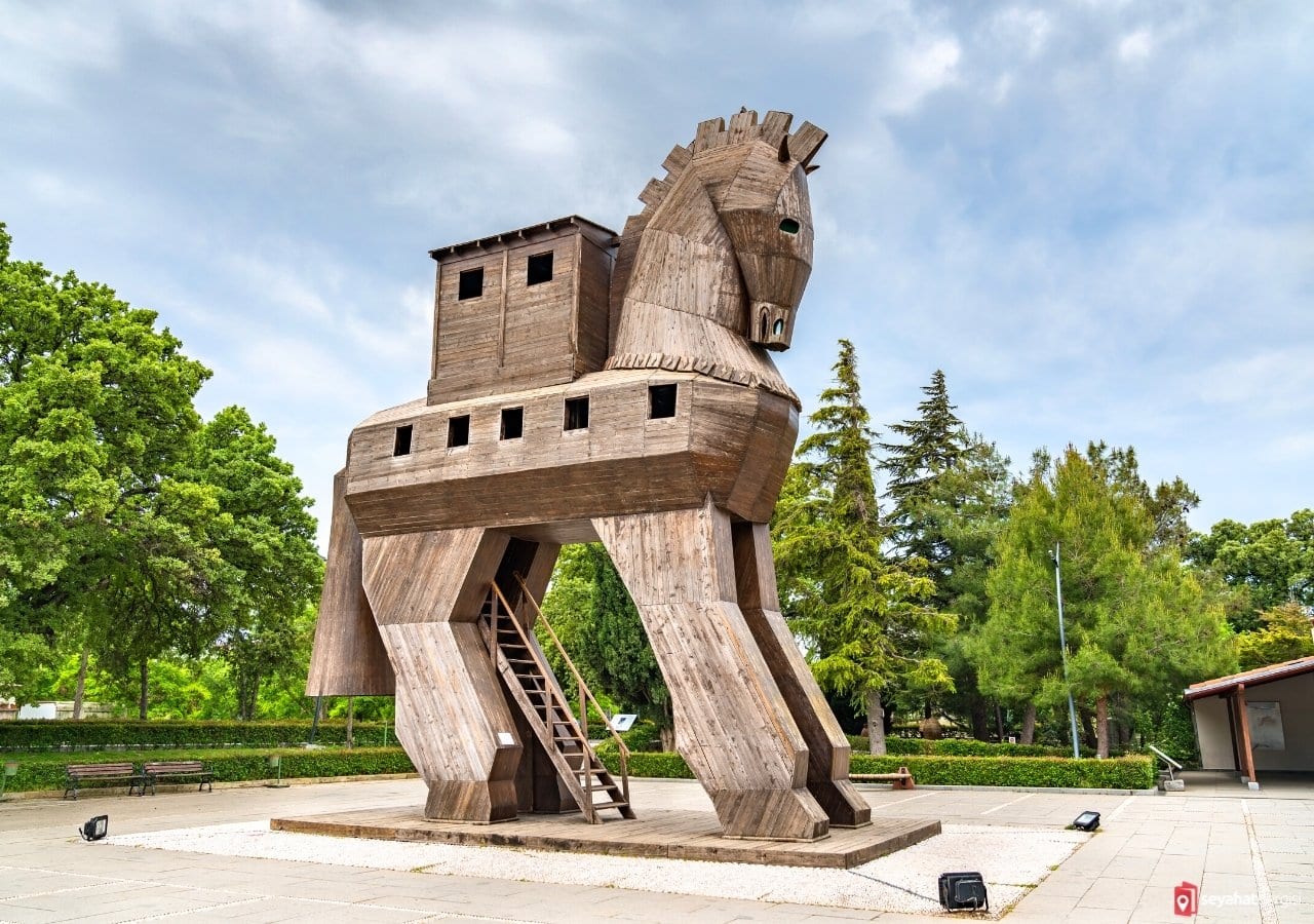 Truva Antik Kenti ve Truva Atı | Detaylı Gezi Rehberi