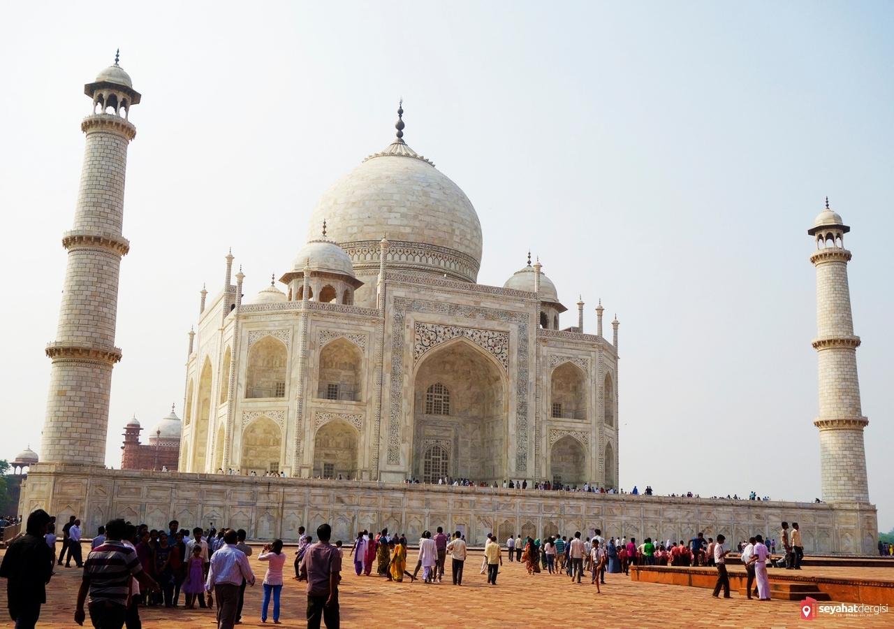 Tac Mahal Gezi Rehberi ile Hikayesi ve Hakkında Detaylı Bilgiler