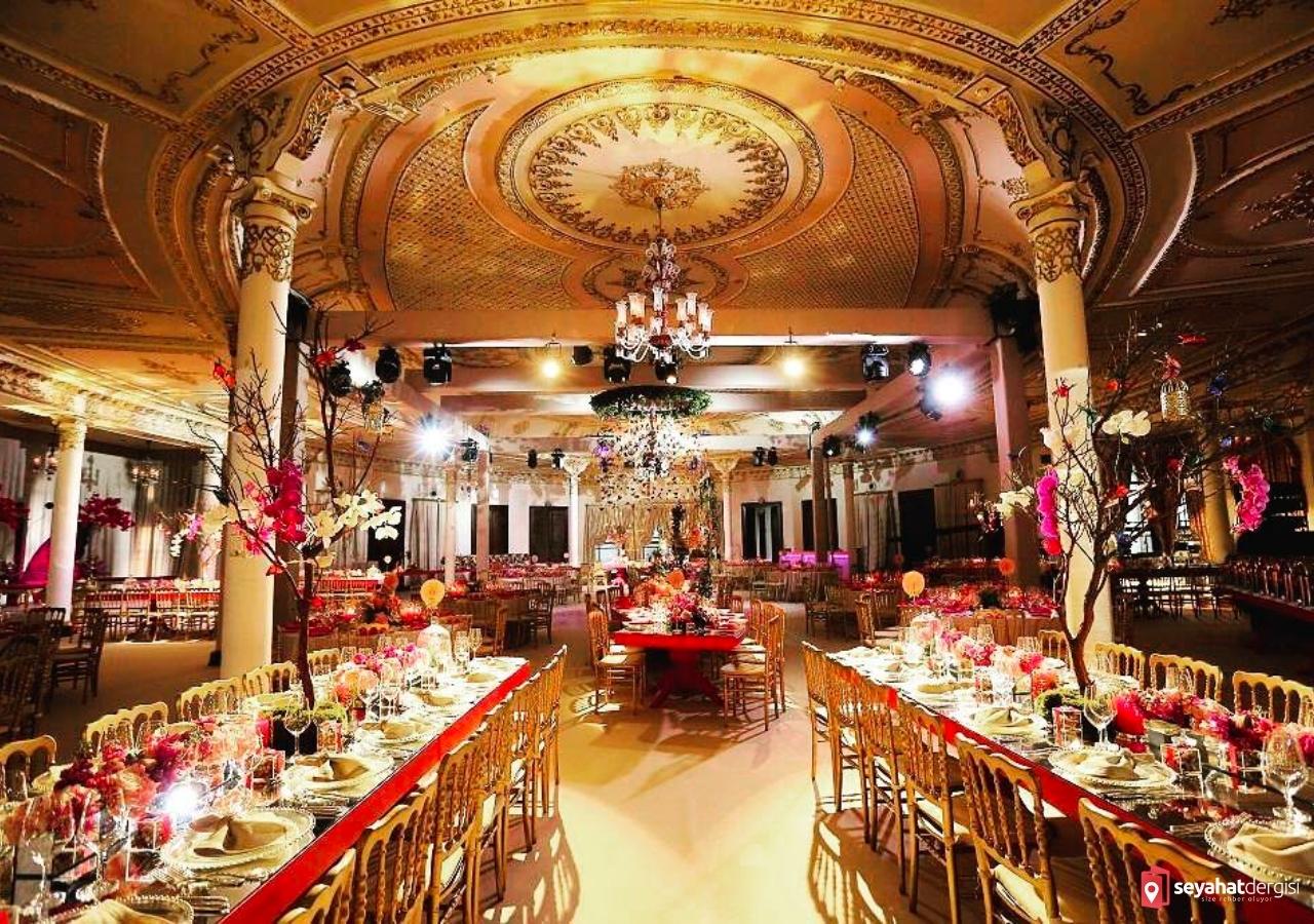 Adile Sultan Sarayı: Tarihi Sarayda Bir Düğün Rüyası