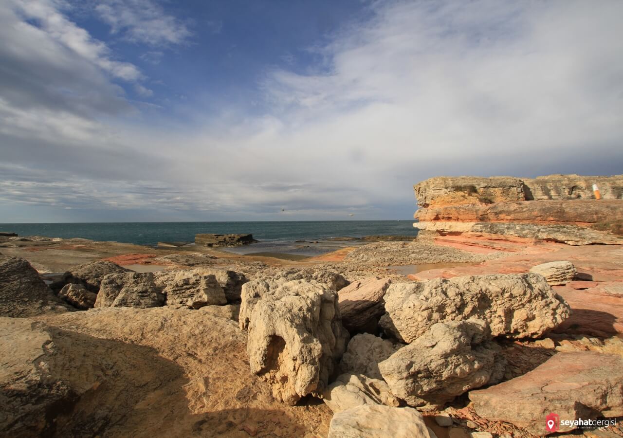 Pembe Kayalar Kefken : Muhteşem Görüntüsüyle Doğa Harikası