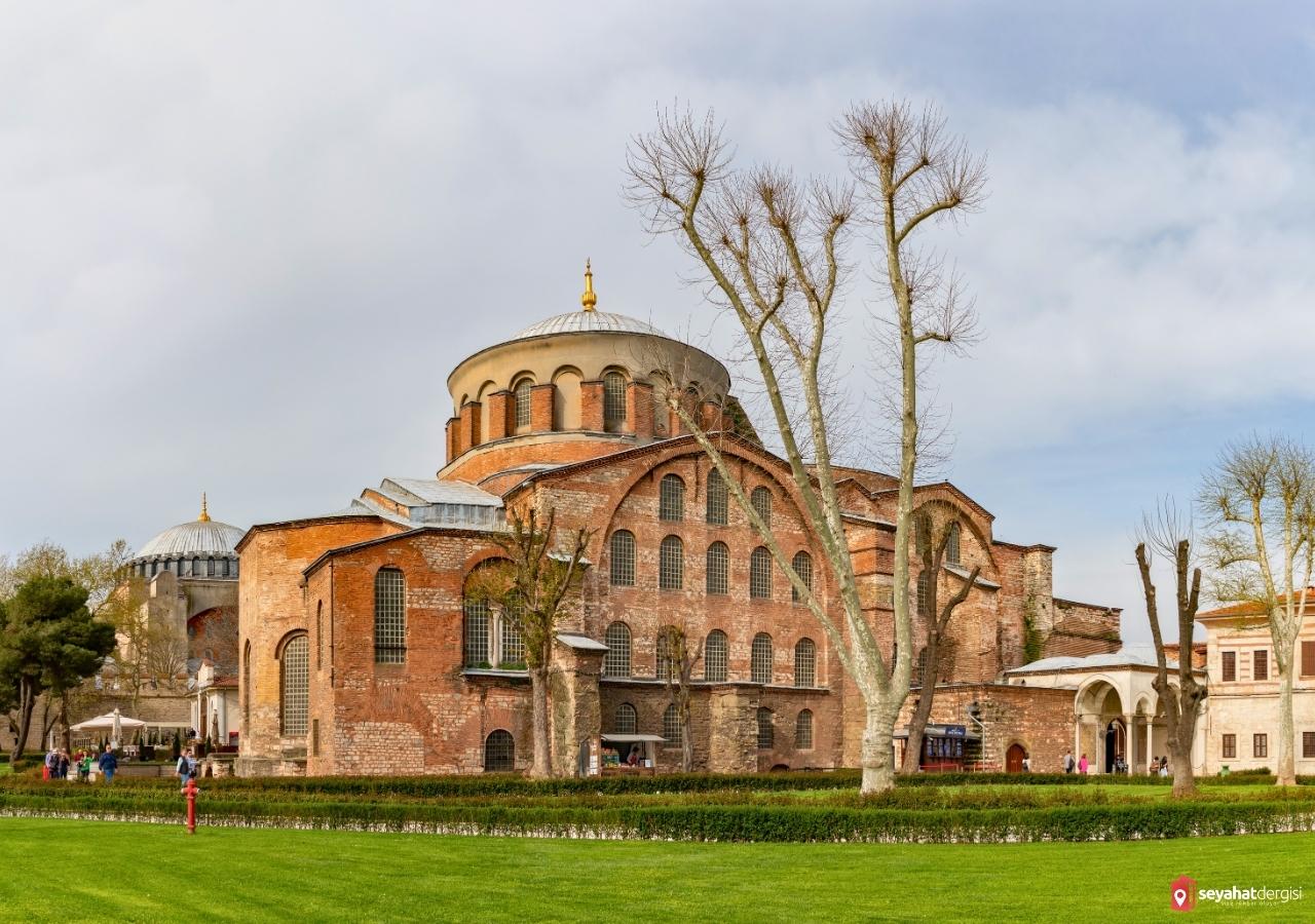 Top 11 churches in Istanbul: Most Worth Seeing & Beauty